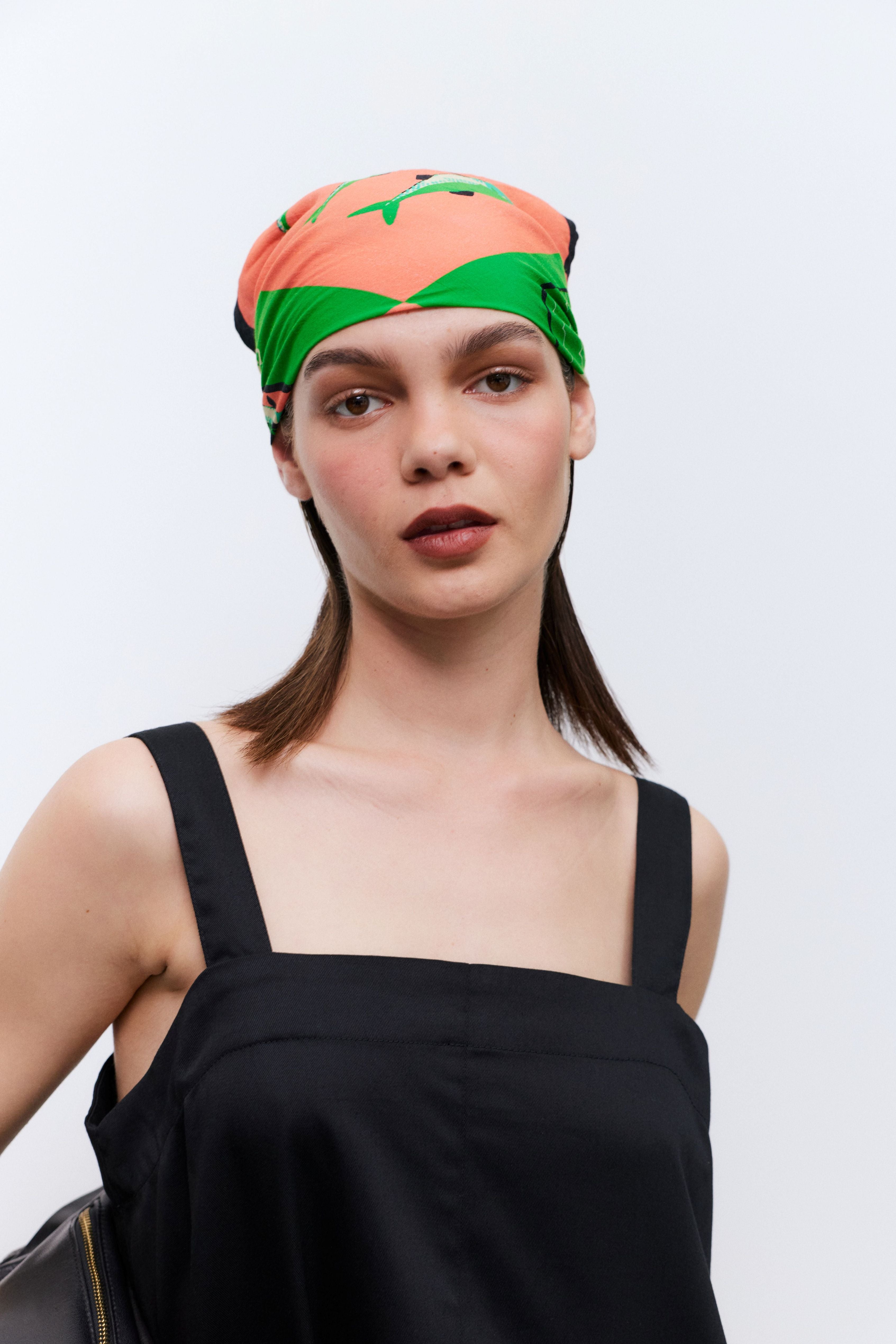 Sardine Scarf – Leonard St